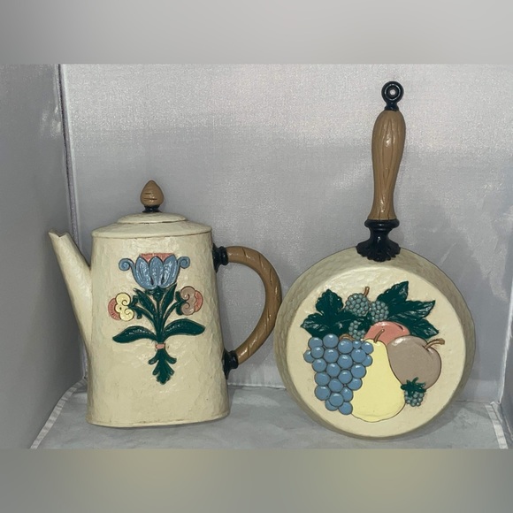 Homco | Accents | Vintage Mcm Homco Home Interiors Set Of 2 Kitschy ...